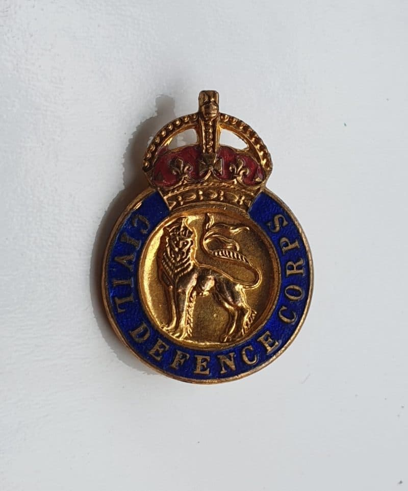 Civil Defence Corps lapel pin with KC. | Allied Militaria